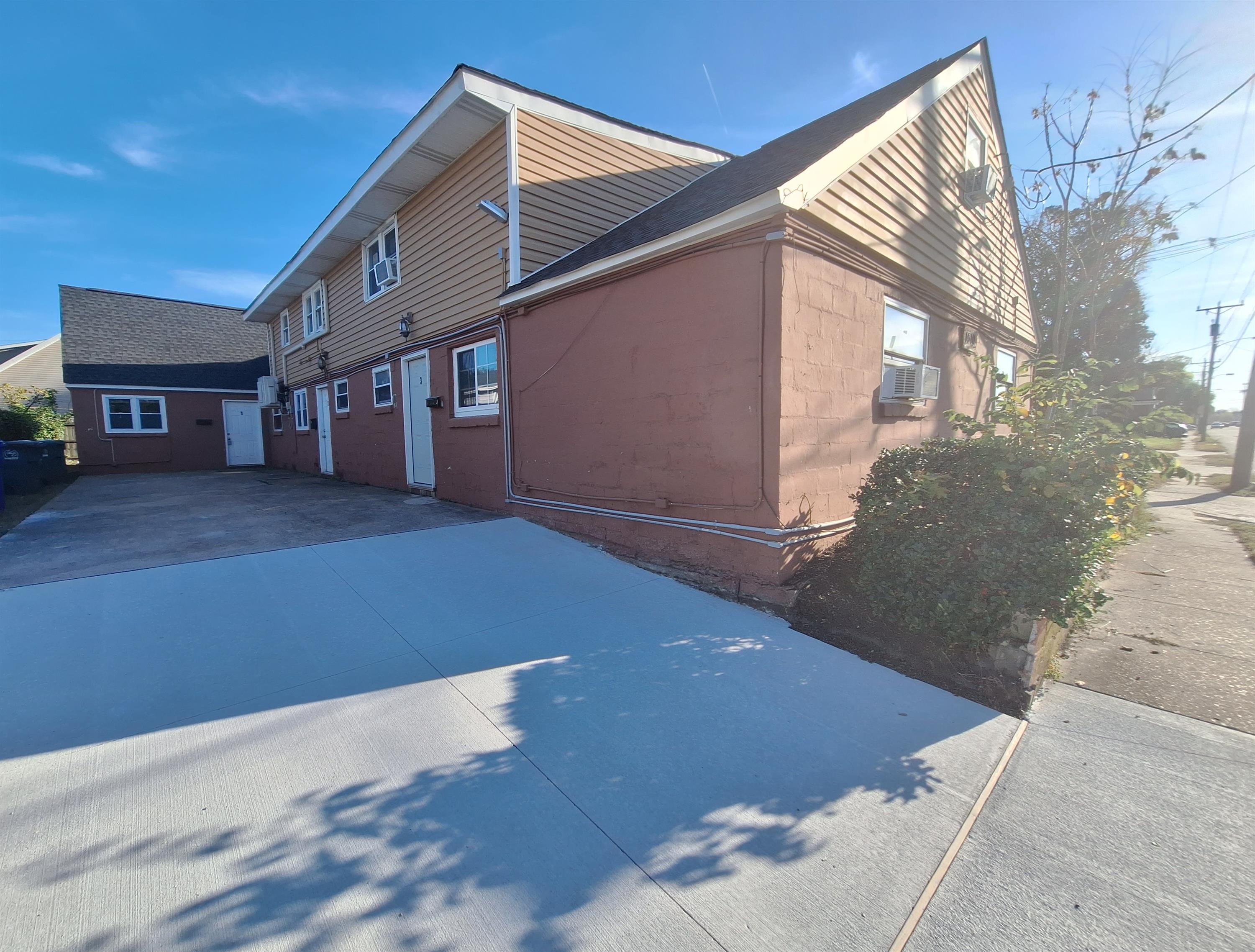 Home [encompassrealestatesolutions.managebuilding.com]